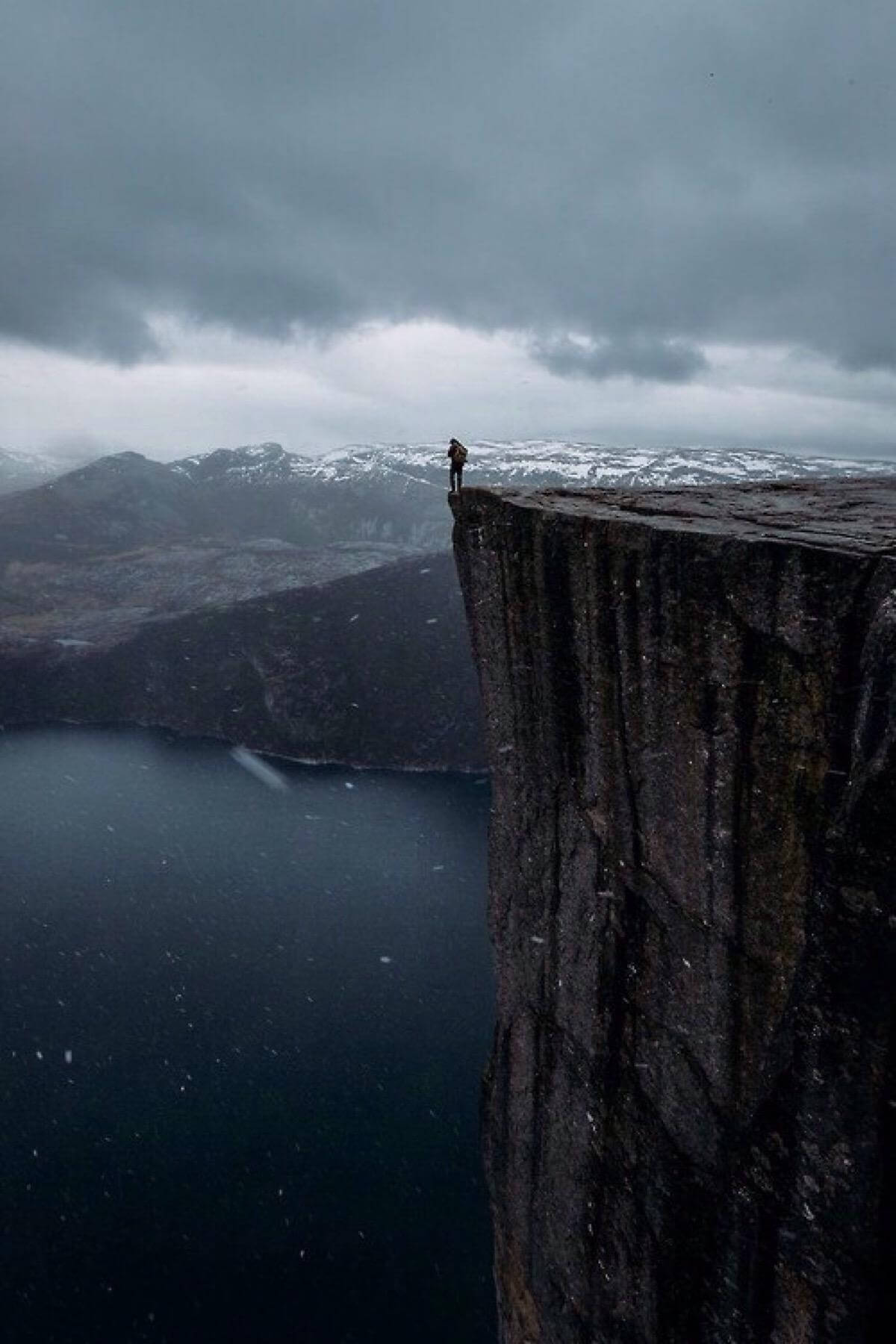 三十一天 - Pale Blue Dot